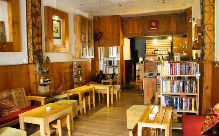 Top 9 beautiful and highly profitable small cafe models in 2024