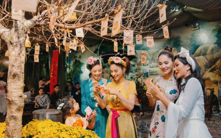 What is Tet? The Origin and Meaning of Vietnamese