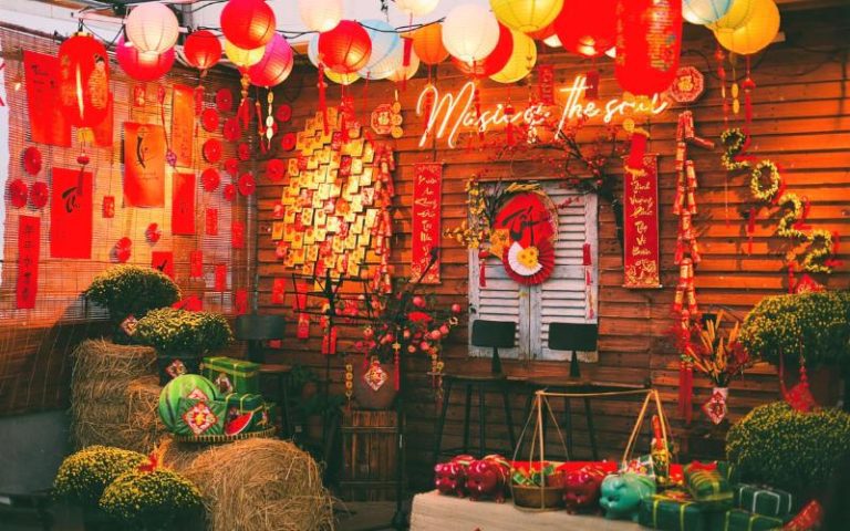 17+ beautiful Tet cafe decoration ideas to attract customers